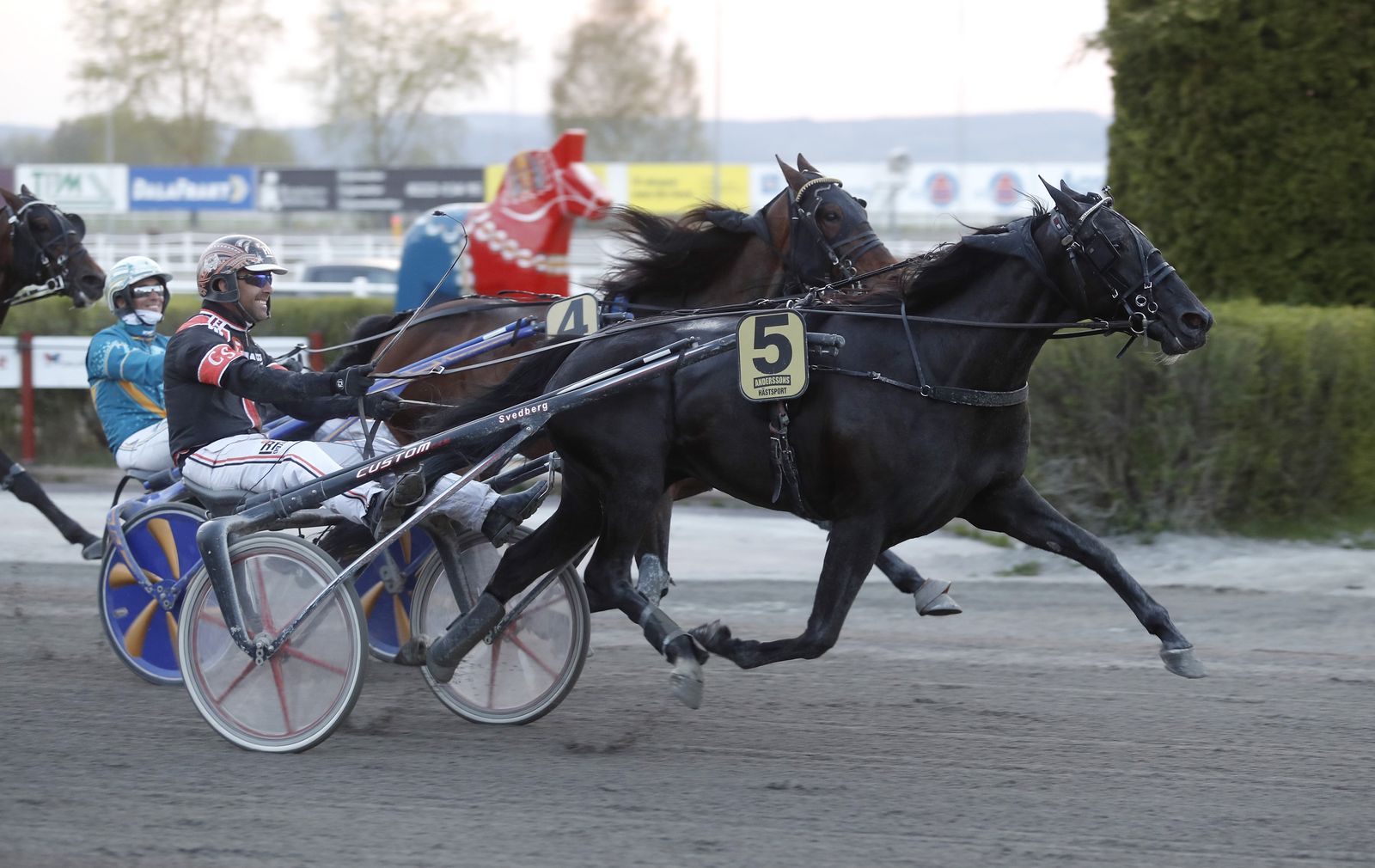 You to Ezme – Travera.nu